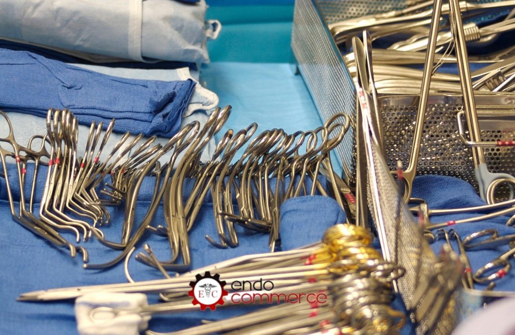 Instrumentais Cirúrgicos: Guia Completo 2025 - Nomes e Funções